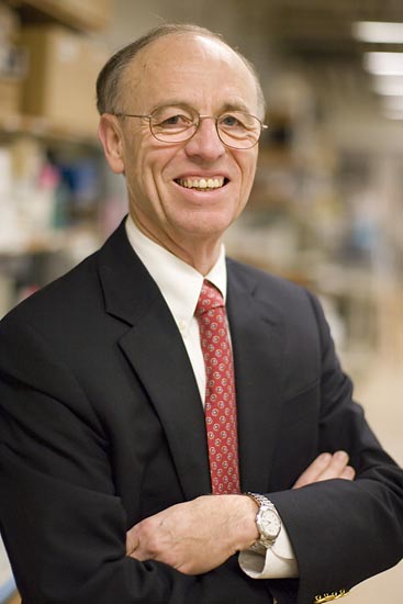 Donald Frederick Hunt | American Academy of Arts and Sciences