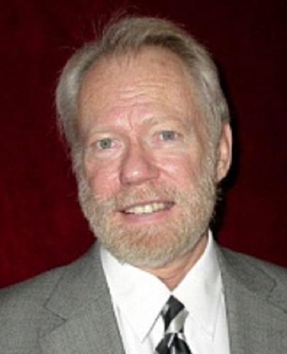Robert Legvold | American Academy of Arts and Sciences