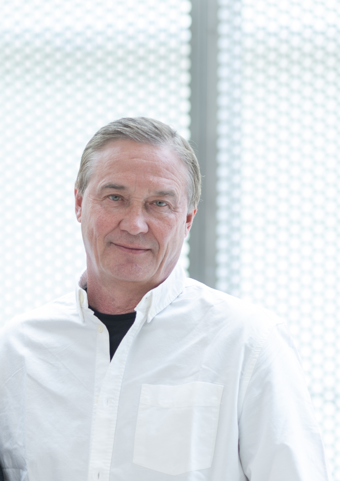 Vladimir M. Shalaev | American Academy of Arts and Sciences